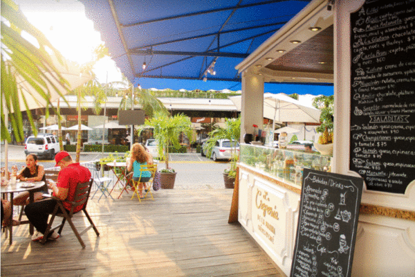 Mano a Mano - La Creperia de la Marina